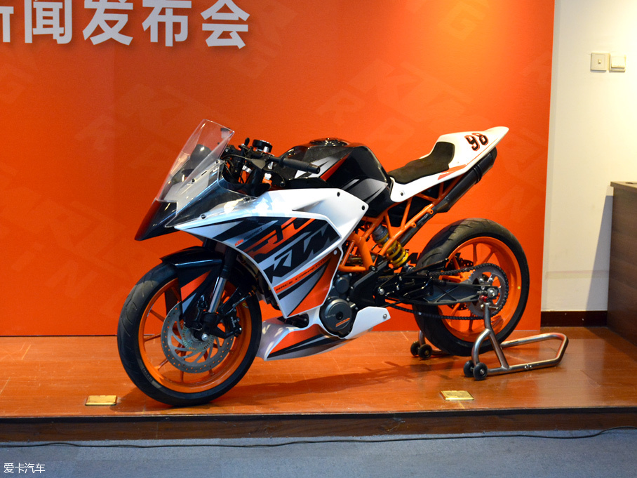 KTMR2R赛车队成立 新款RC赛车正式亮相:KTMR2R车队成立 RC赛车亮相-爱卡汽车